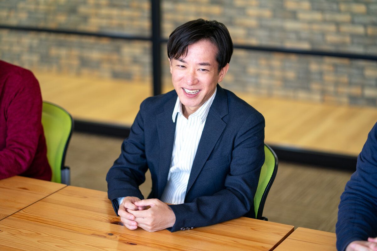 「モノの流れ」で経済を停滞させないために。業界の“最適化”に挑むオープンロジの決意 | YOUTRUST Studio